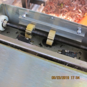 SLIDING GATE HAS DEFECTIVE PARTS AND CAUSES INJURY